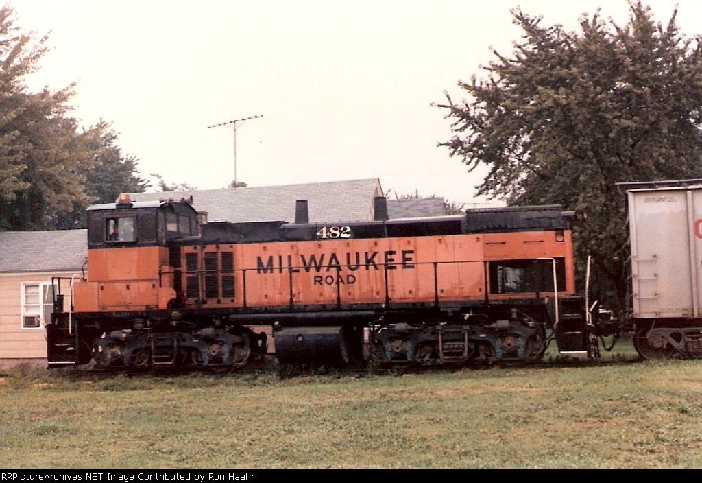 MILW 482